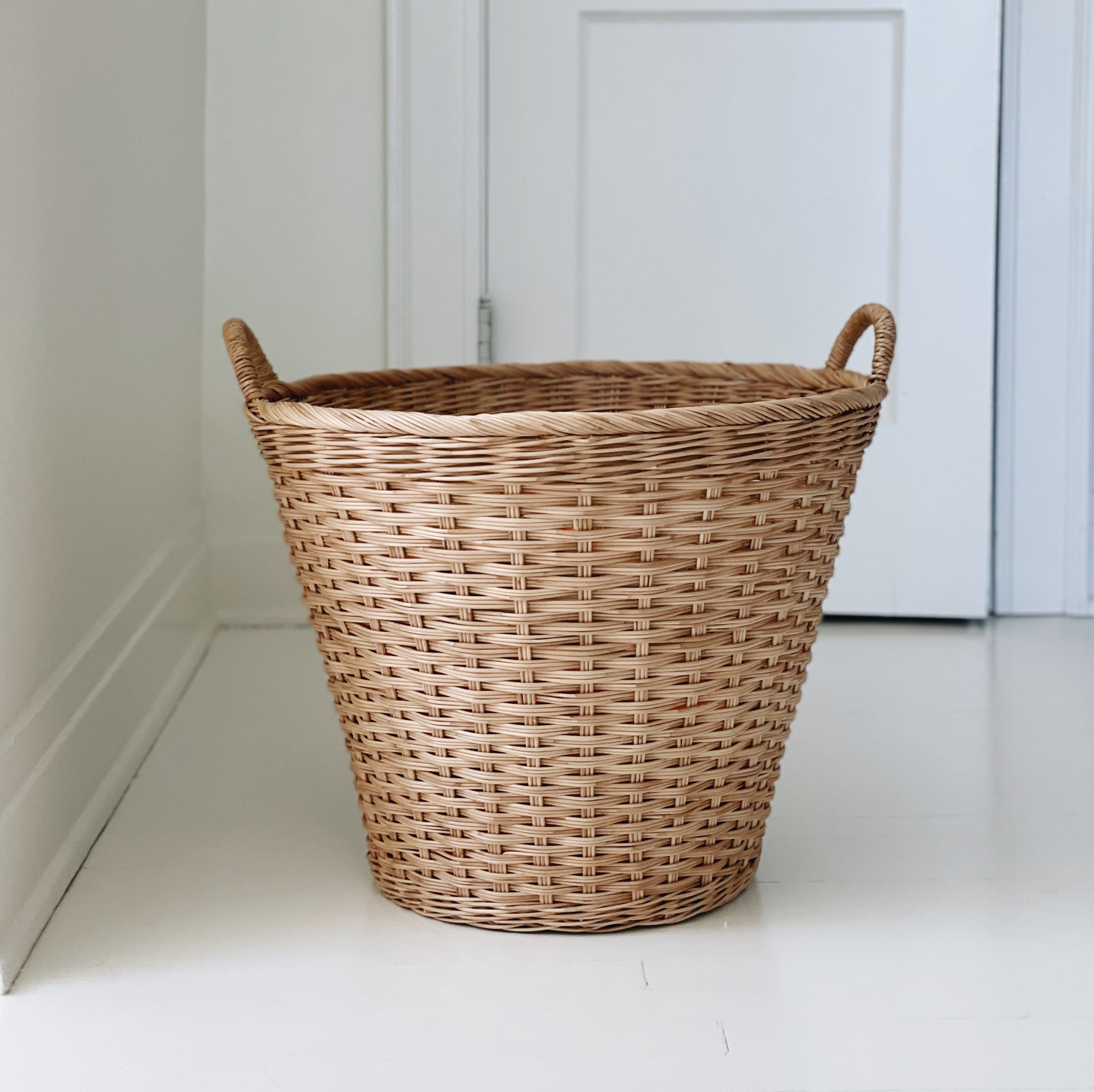 Large Round Heirloom Laundry Basket – Homesong Market